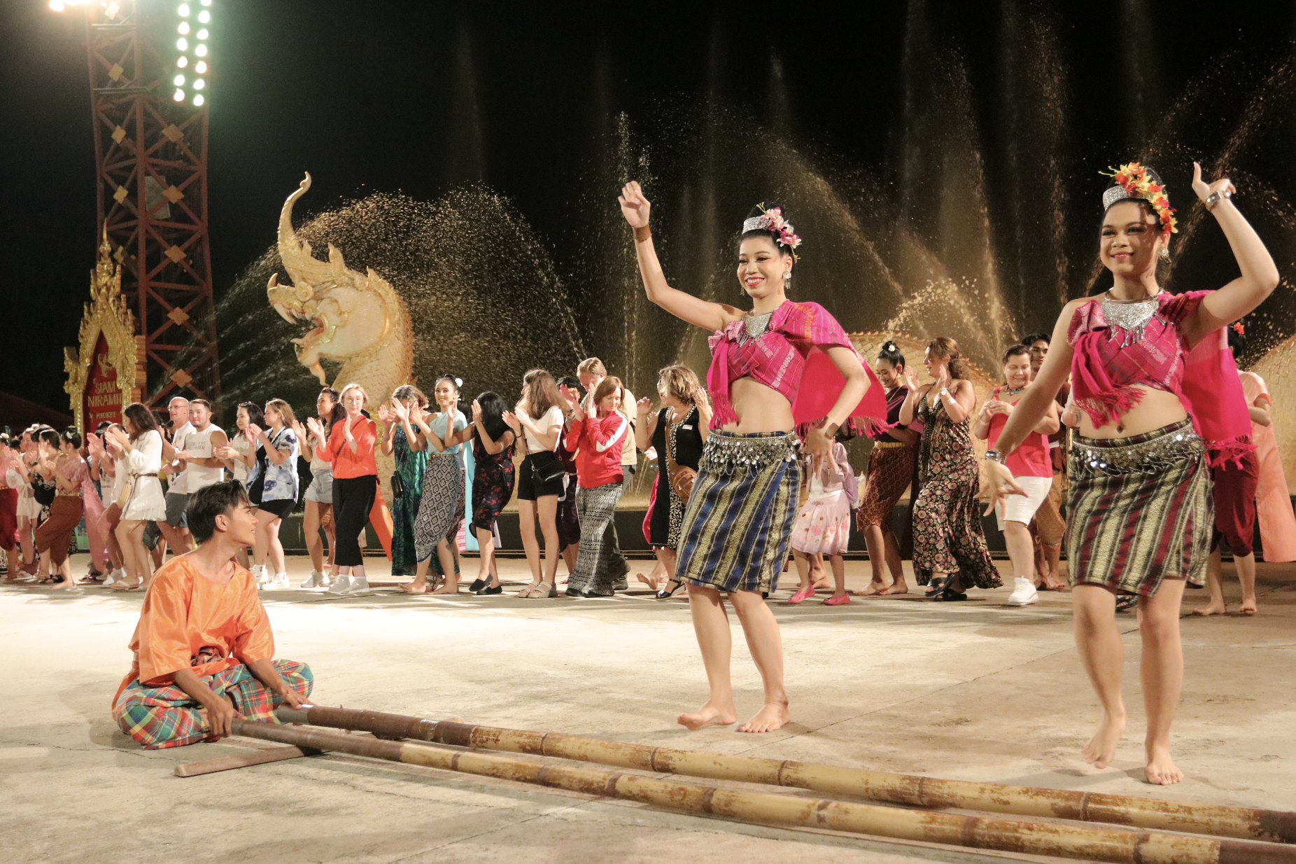 Naga Courtyard | Thai Dance Performance | Siam Niramit Phuket